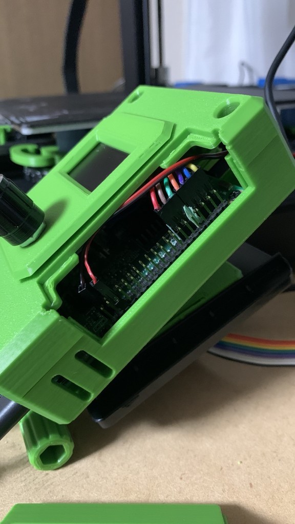 Raspberry Pi case with 1.3" OLED and rotary encoder by Penguin_holic ...