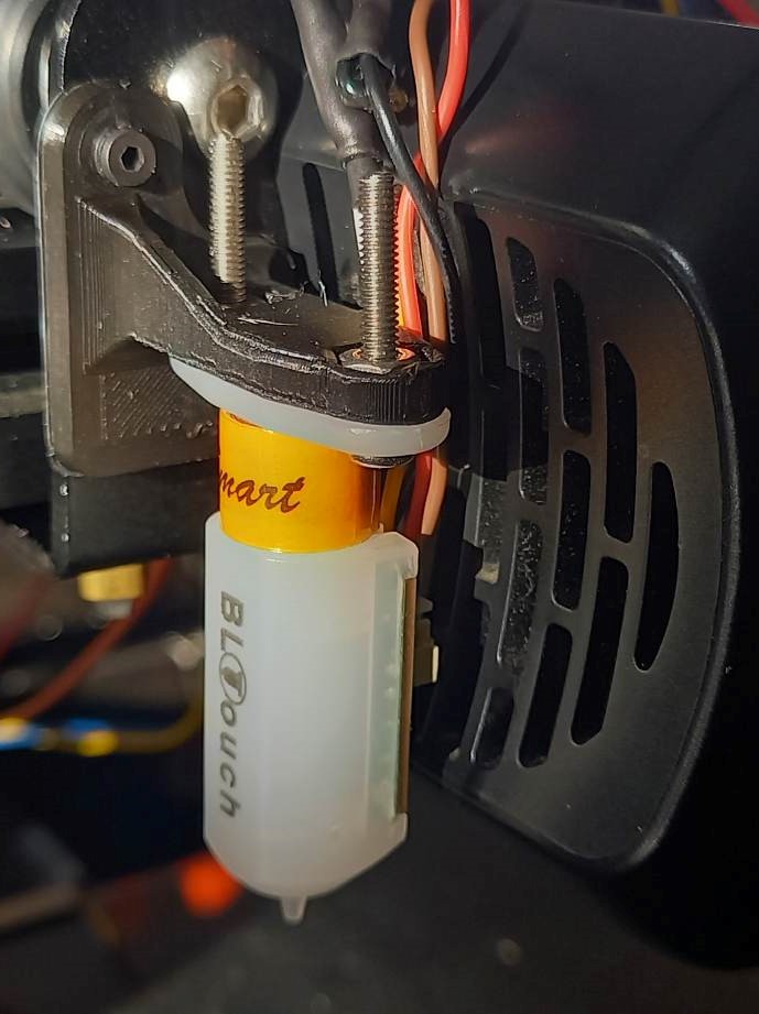 BL-Touch mount for Ender 3 V2 stock head by Bálint Leon Seregi ...