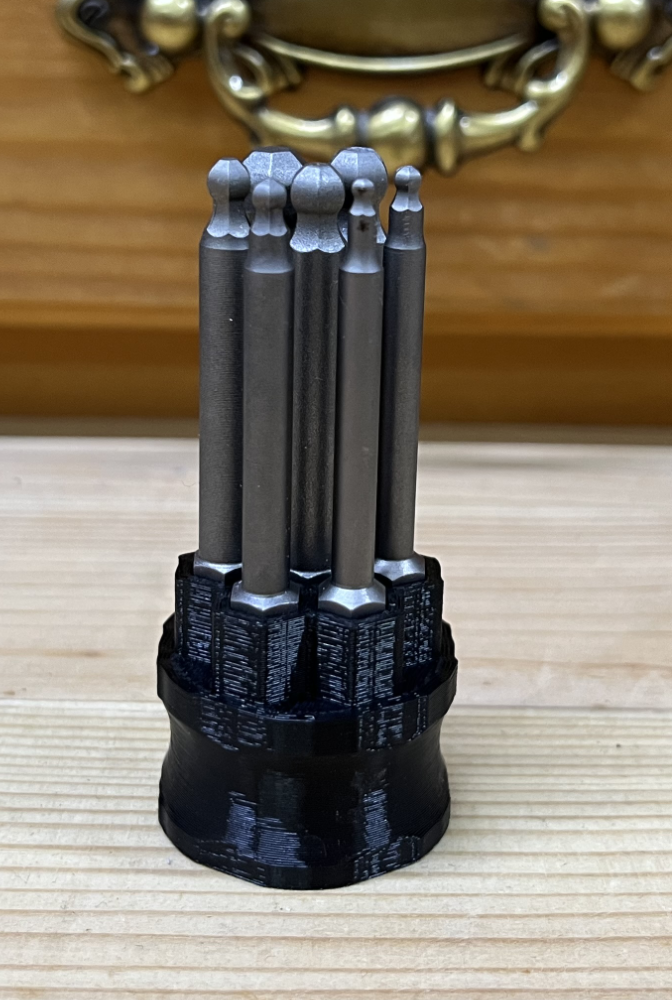 Box for 7 long hex bits with or without handle for 1/4” and 65mm long ...