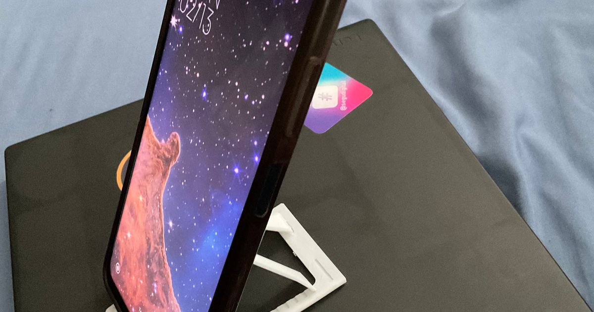 credit card phone stand branded by PhiRequiem | Download free STL model ...