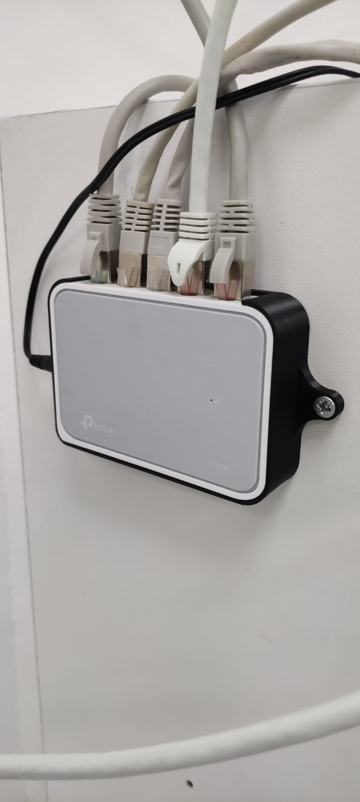 Tp-link switch mount by ifrah | Download free STL model | Printables.com