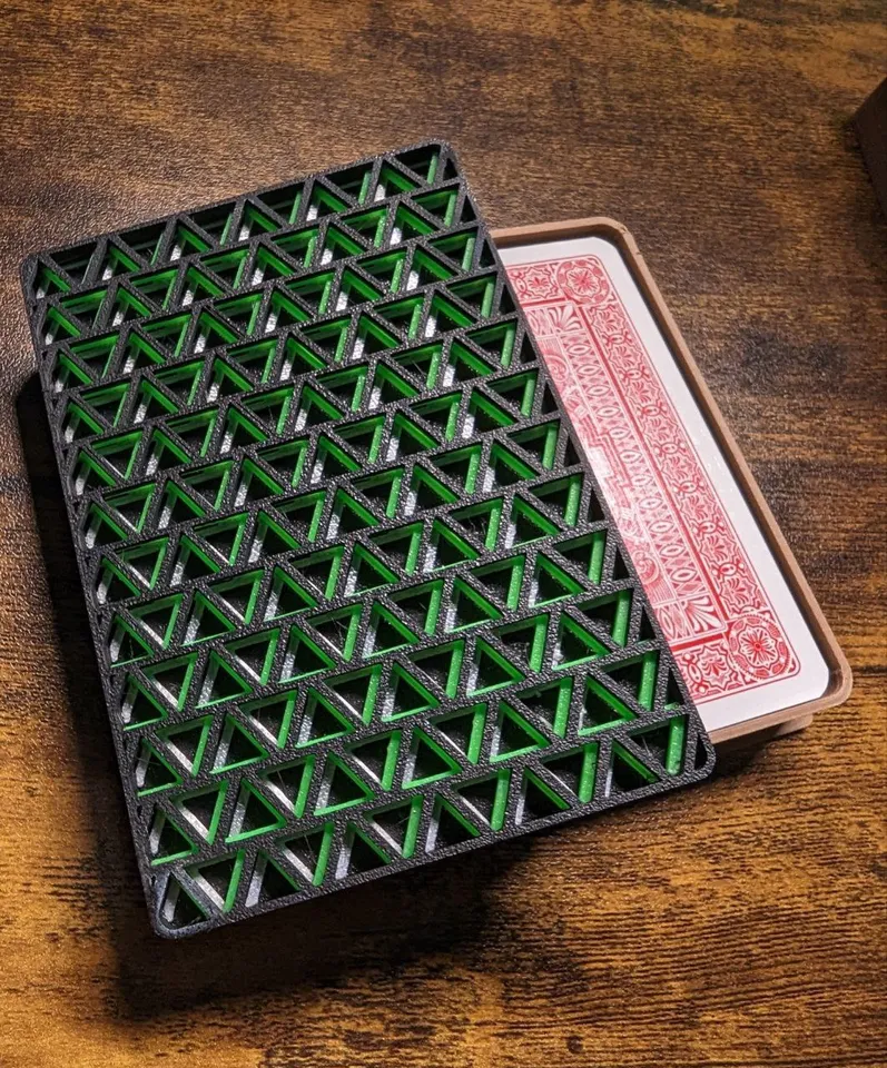 Playing Card Box - Triangle Design by SteffPet3D | Download free STL ...