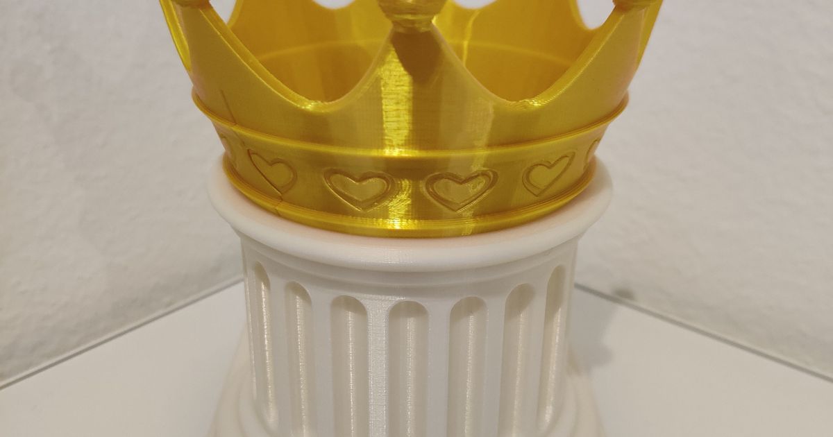Royal Pencil/Pen Holder - Crown on a Column by MichaelQ | Download free ...