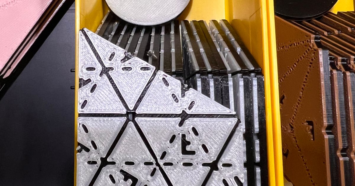 166 Vorsicht: Spielende Zahlen! 17 Symmetriegruppen 14 p3m1 by ErikSi ...