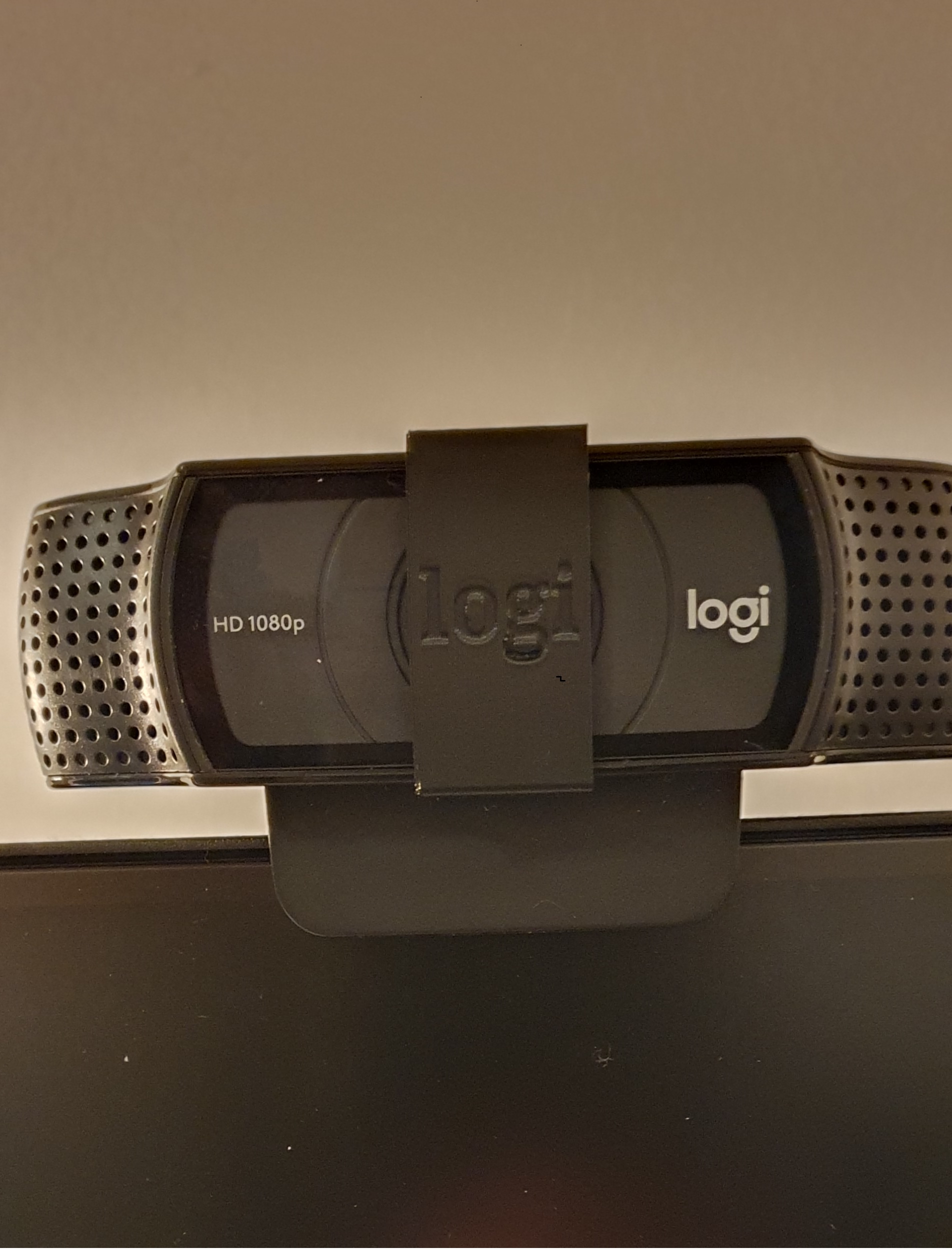 Webcam cover 4logi by Marmott | Download free STL model | Printables.com