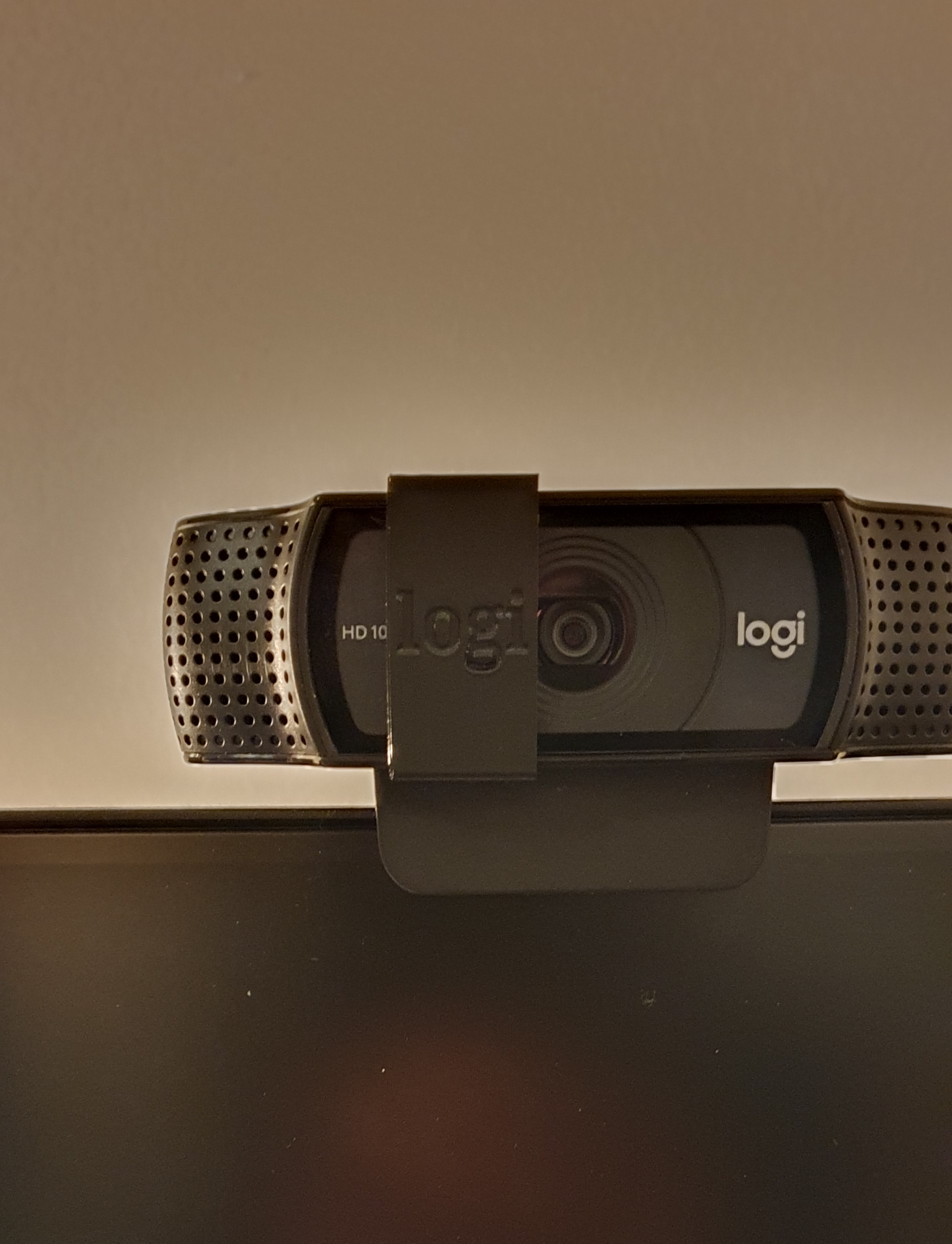 Webcam cover 4logi by Marmott | Download free STL model | Printables.com