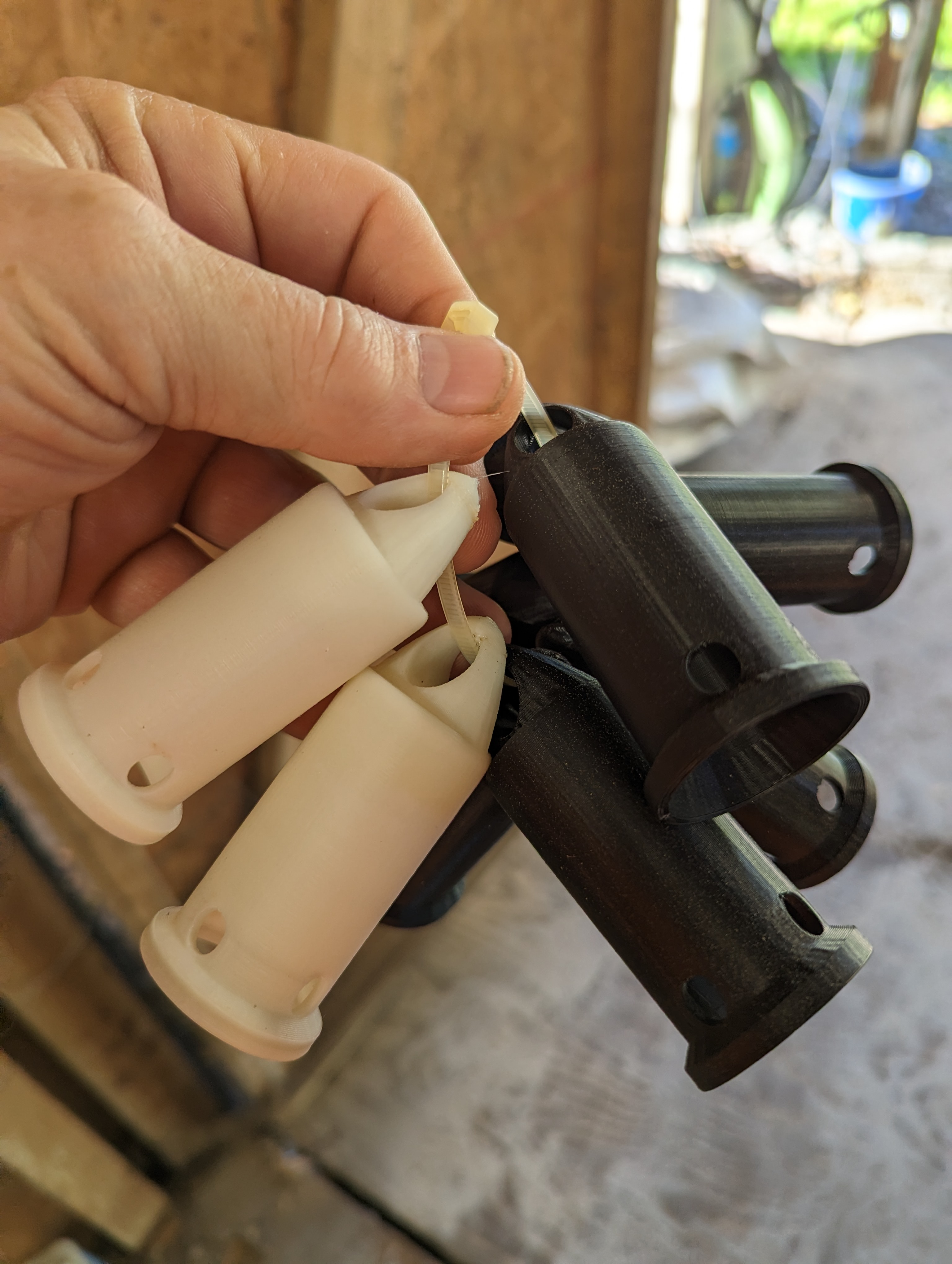 Power Head Attachment Hanger Adaptor by Butch Wise | Download free STL ...