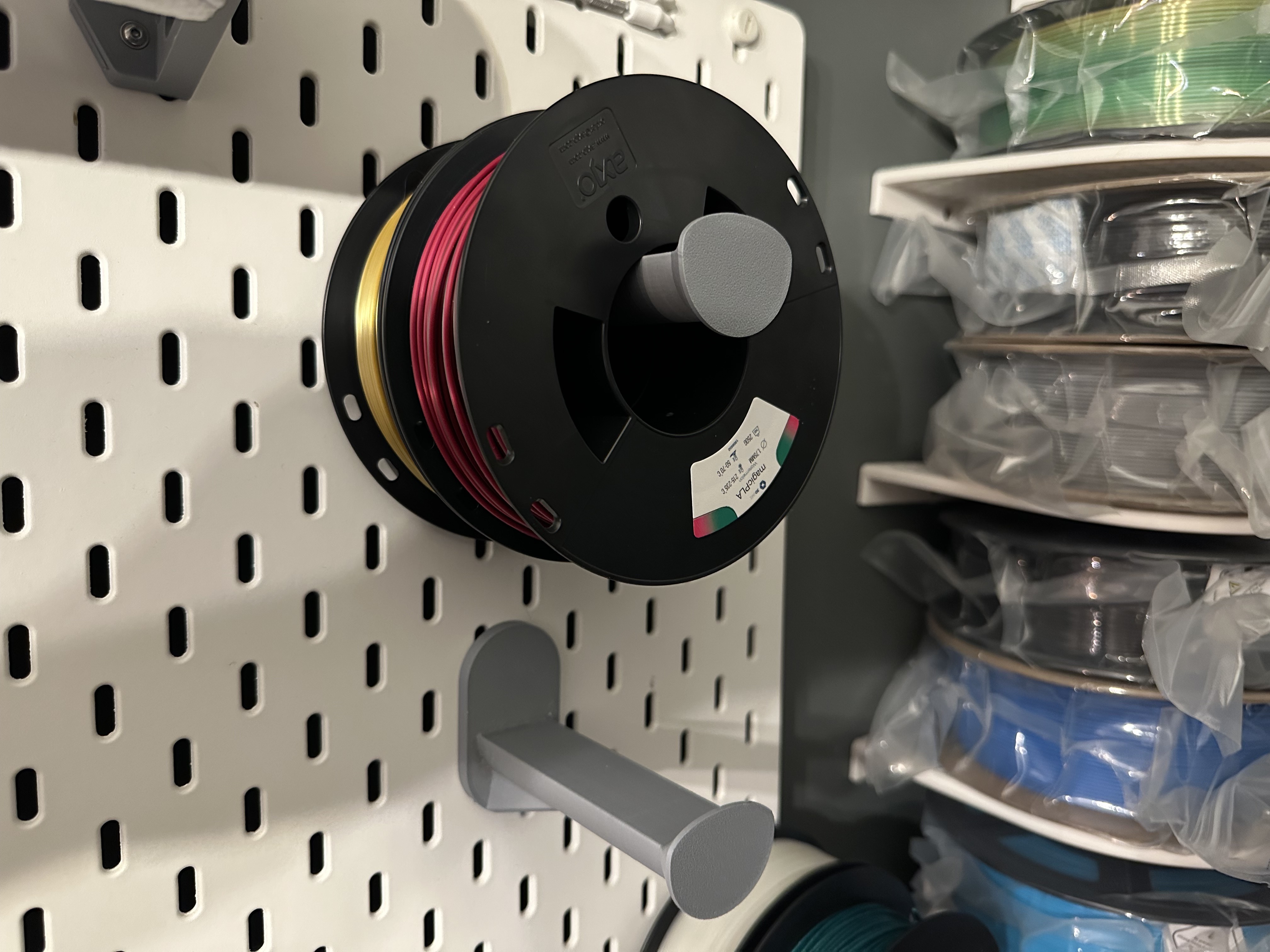 Configurable Filament Spool Holder for Ikea Skadis by DavidsGotWood ...