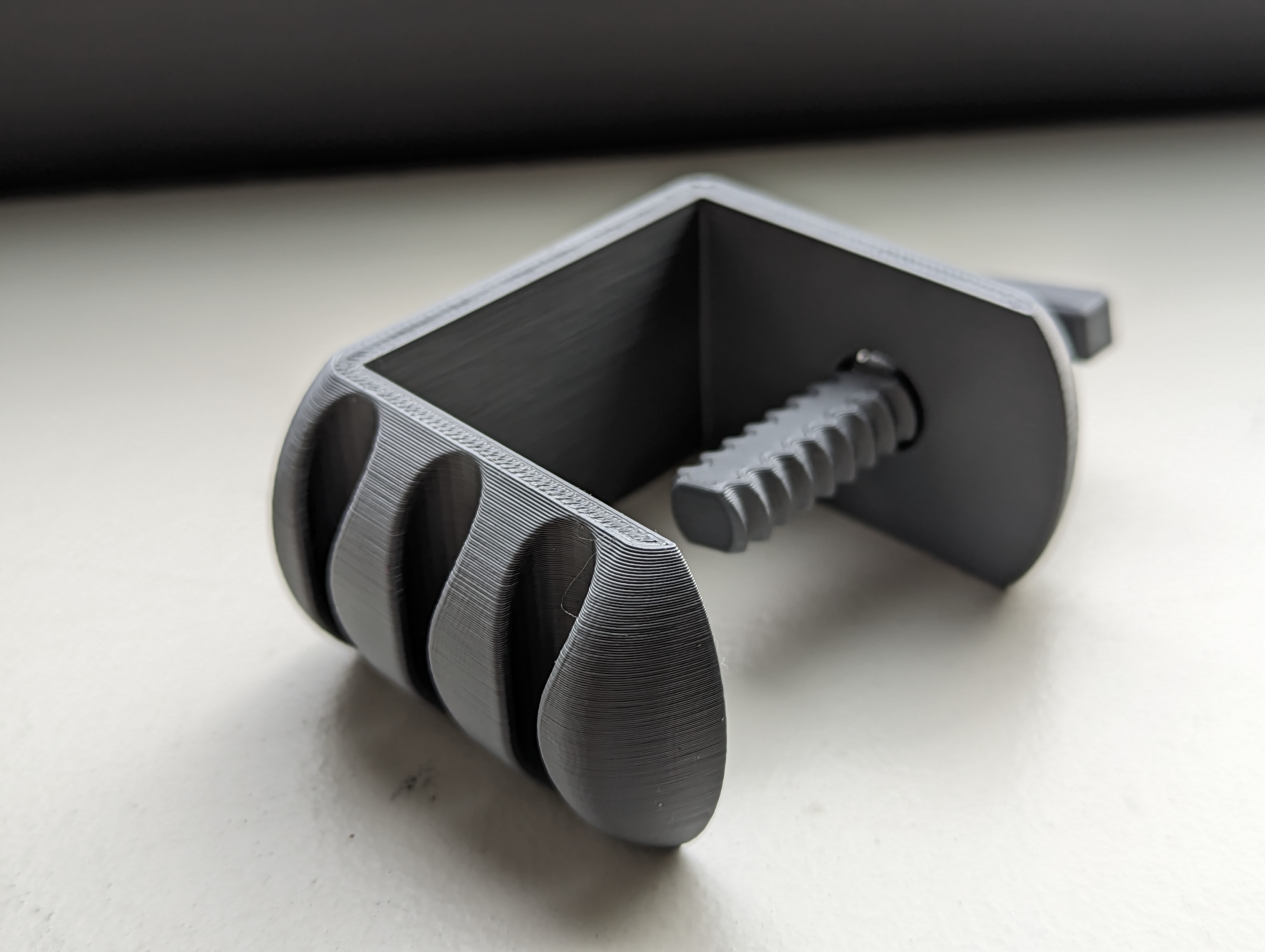 Cable holder with clamp by dpolukhin | Download free STL model ...