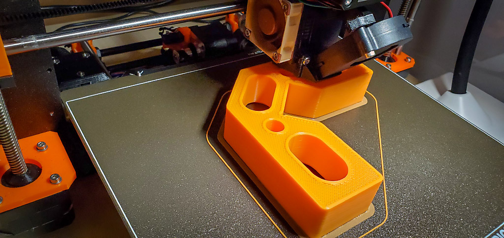 Corner Clamp (ClampItSquare) by The Redcoat | Download free STL model ...