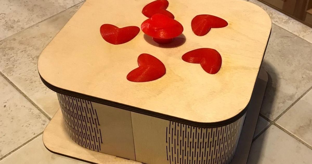 Laser Cut Heart Box w/3D Printed Lid by Davemartin88 | Download free ...