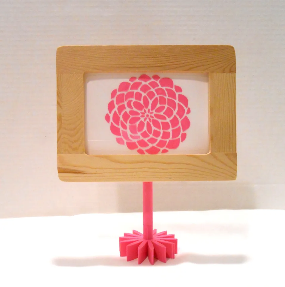 Petal Picture Frame Stand by cSandra | Download free STL model ...