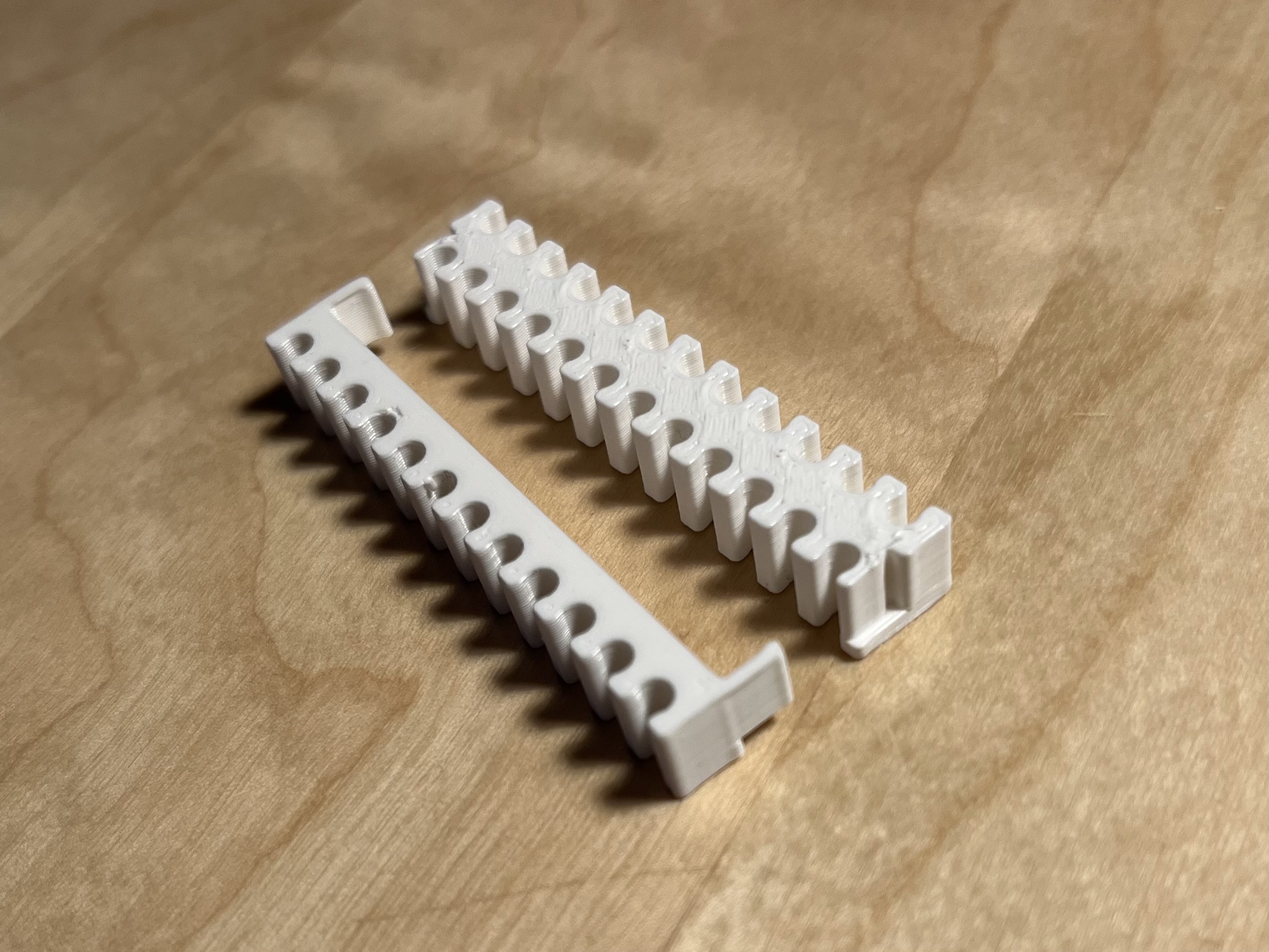 Strimer 3-Tier Cable Comb 12 or 24 pin by mayday | Download free STL ...