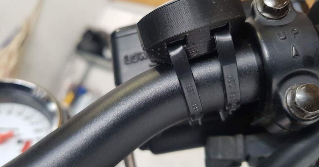 SmartRemote Handlebar Mount by Partovic | Download free STL model ...