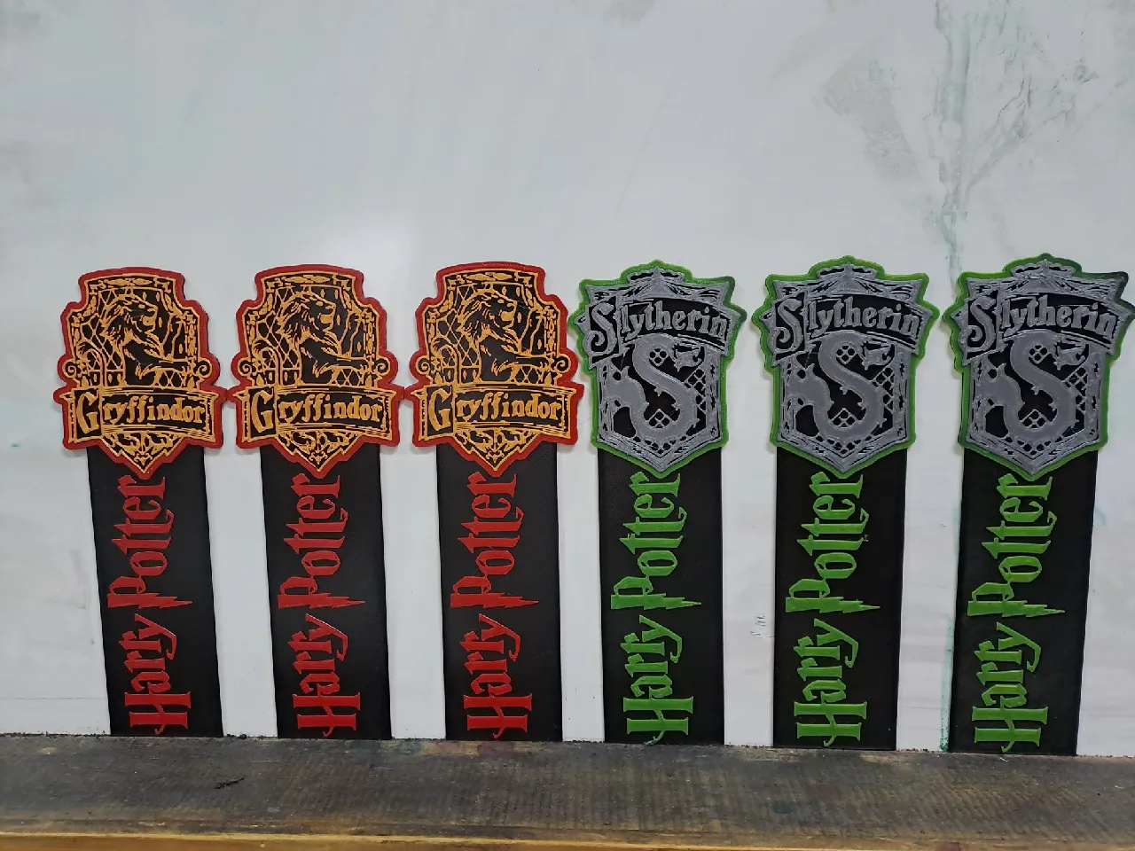 Harry Potter Bookmarks (4 houses) by QUERESUNMATE | Download free STL ...