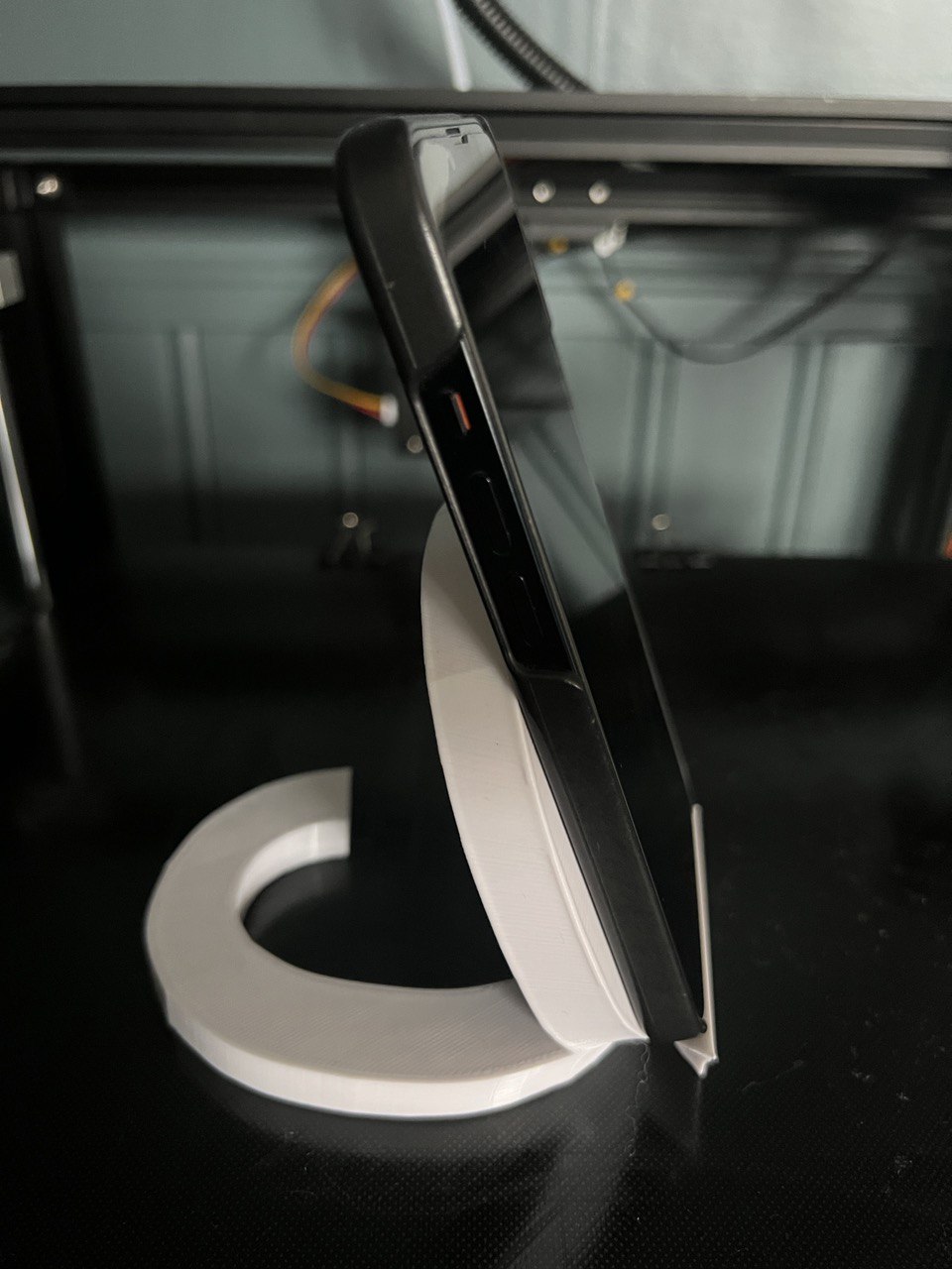 Phone Stand Letter C by La0nda | Download free STL model | Printables.com