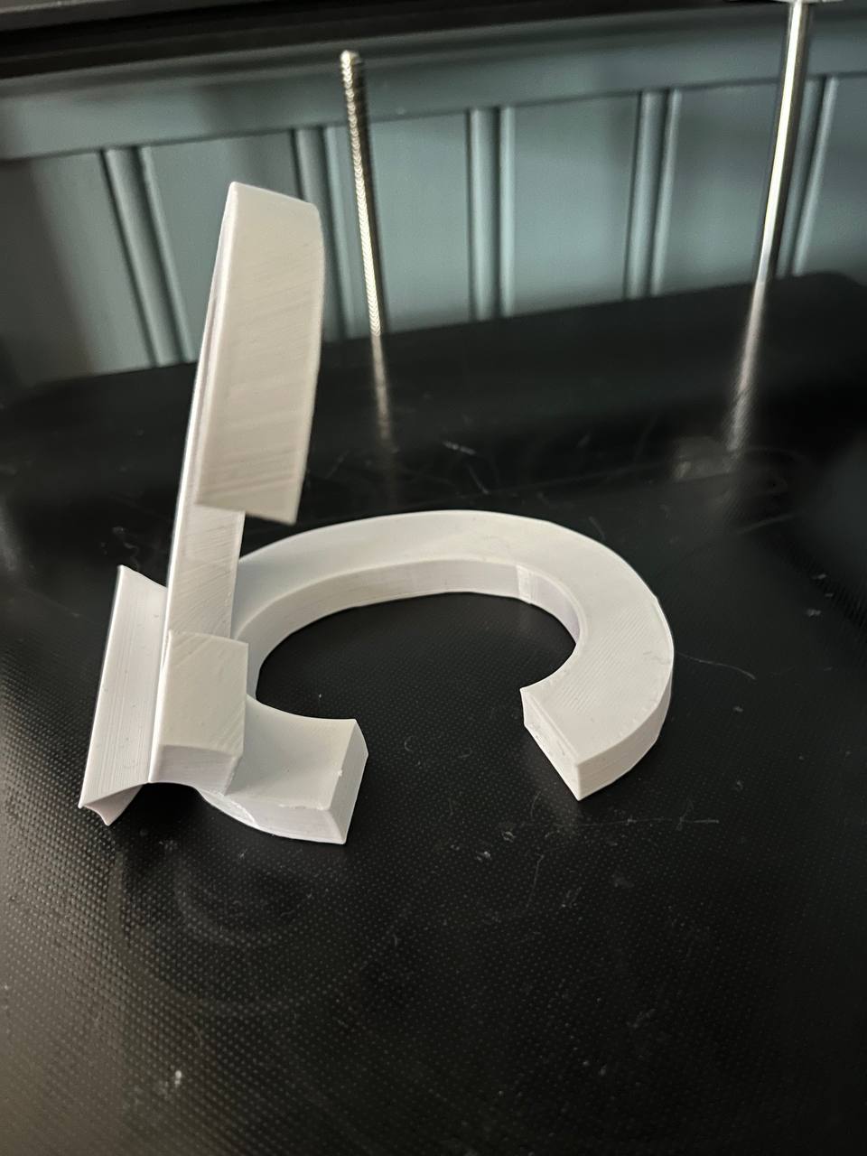 Phone Stand Letter C by La0nda | Download free STL model | Printables.com
