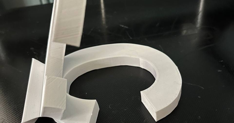 Phone Stand Letter C by La0nda | Download free STL model | Printables.com