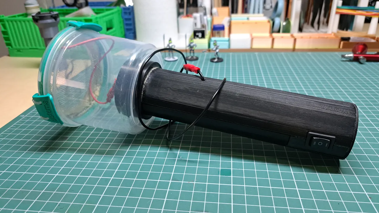 Handle/Body for Boulder Creek Railroad Static Grass Applicator v2 by ...