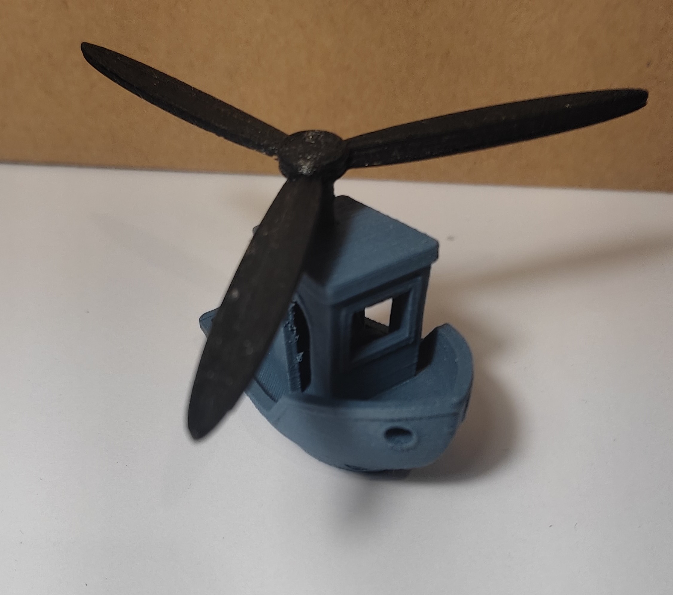 Flying Benchy von HamSlicer | Kostenloses STL-Modell herunterladen ...
