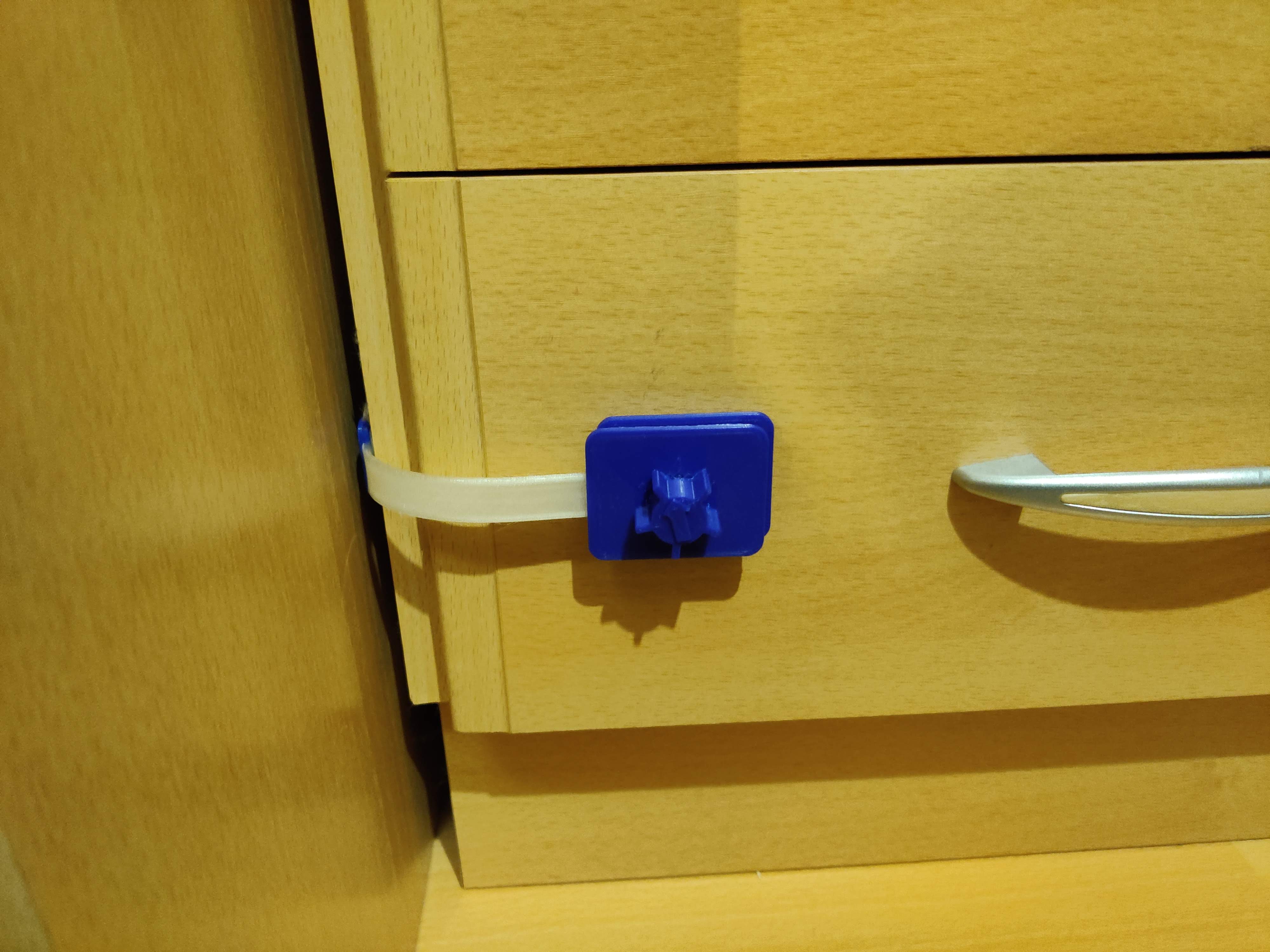 Drawer lock - child safety von Loki | Kostenloses STL-Modell ...