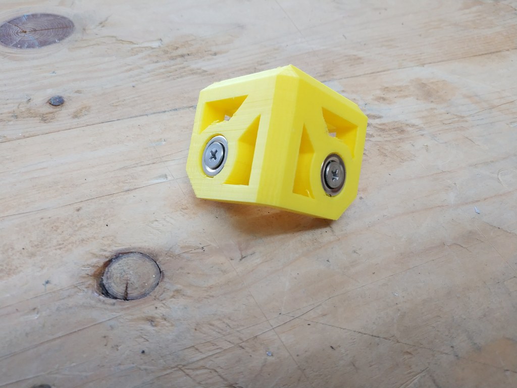 Corner Magnet by alex7786 | Download free STL model | Printables.com