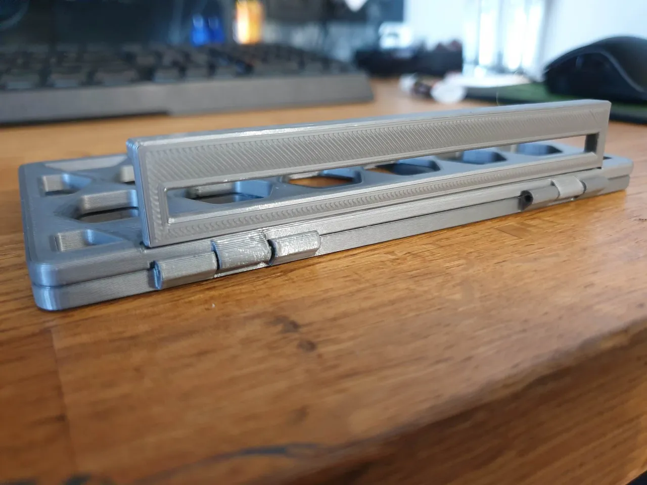 Horizontal phone stand by Daniel Kawka | Download free STL model ...