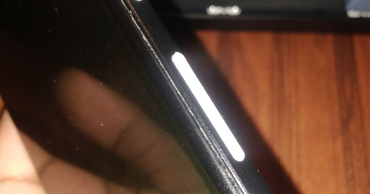 Google Pixel 2 XL power and volume buttons by melon | Download free STL ...