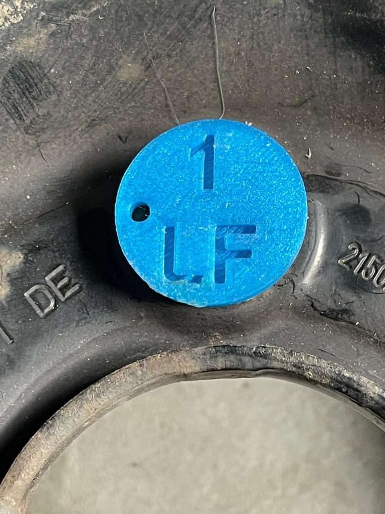 Car wheel tag set #3 Autorad Schild Nummer 3 by GeertL | Download free ...