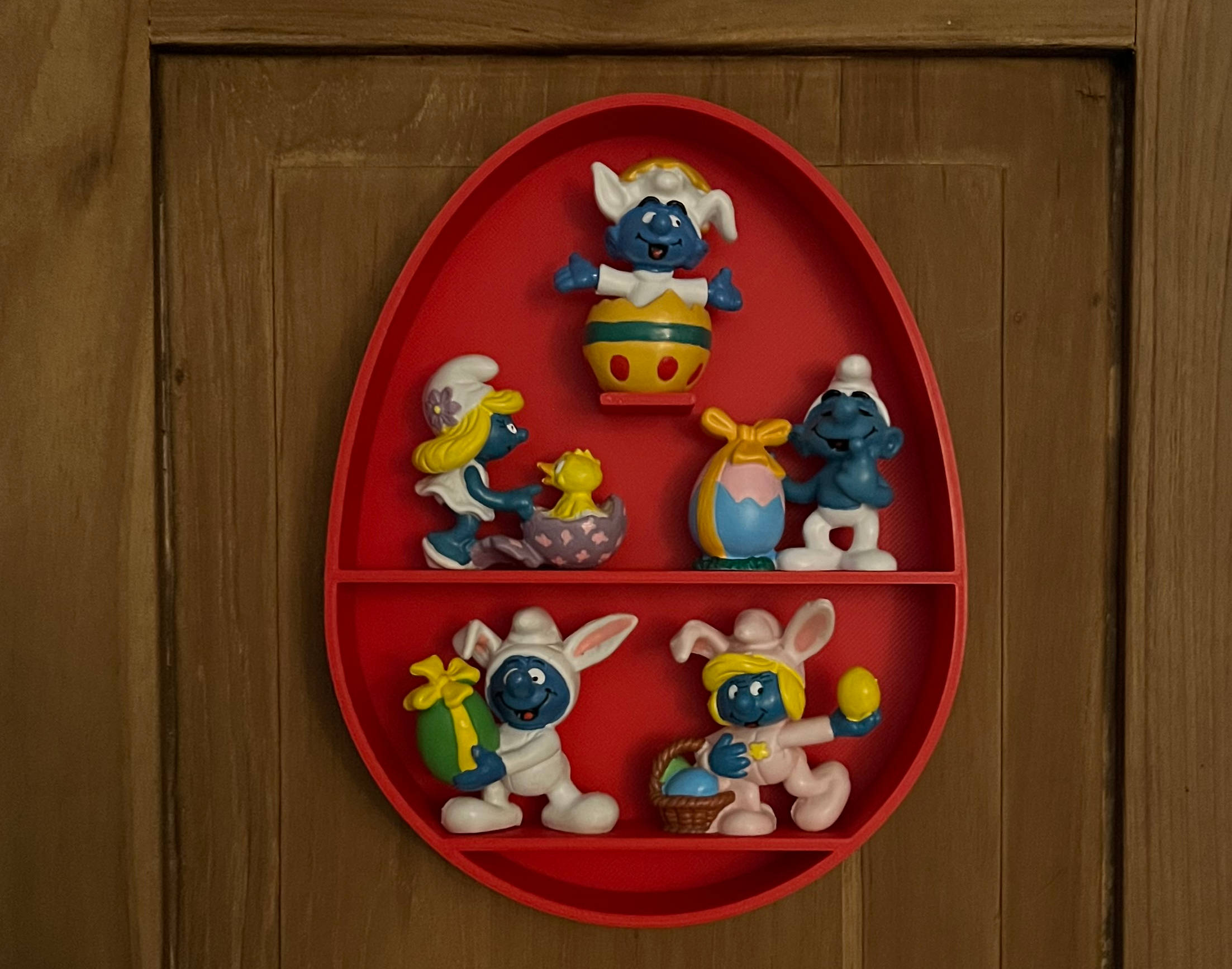 Display stand for Easter Smurf figurines by Paul Cobbaut | Download ...