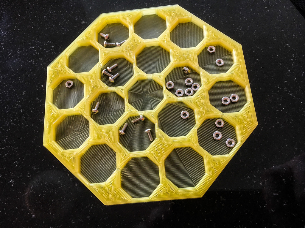 Parts tray with octagonal divots by dave818 | Download free STL model ...
