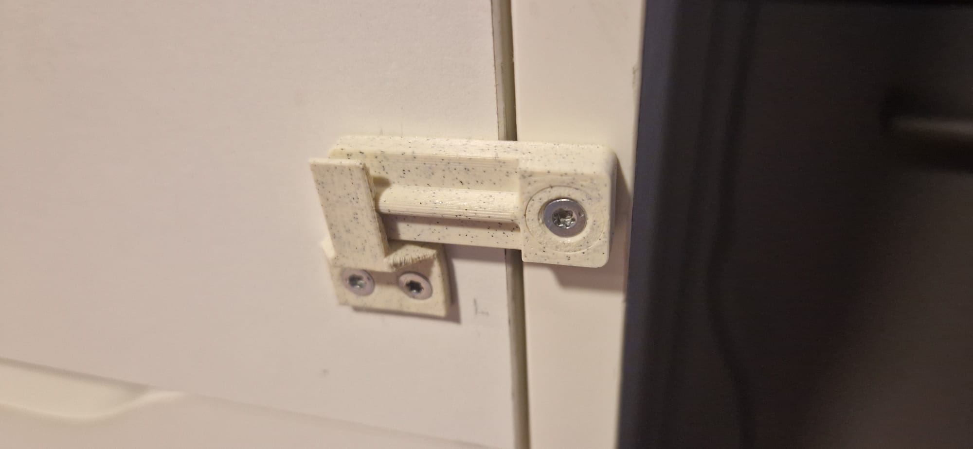 Drawer latch by SimonP | Download free STL model | Printables.com