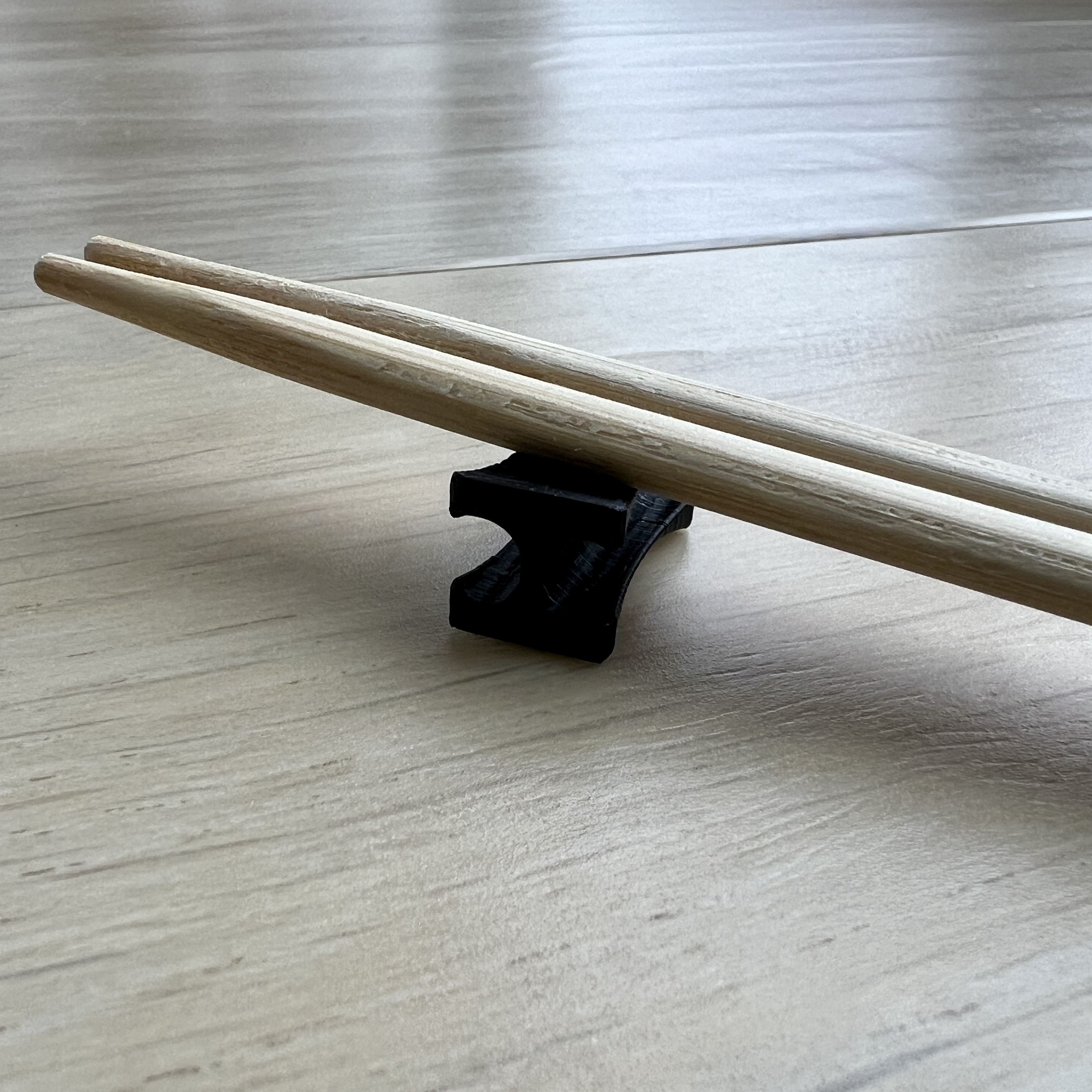 Minimal Chopstick Cuff Holder and Rest by Asphalt3D | Download free STL ...