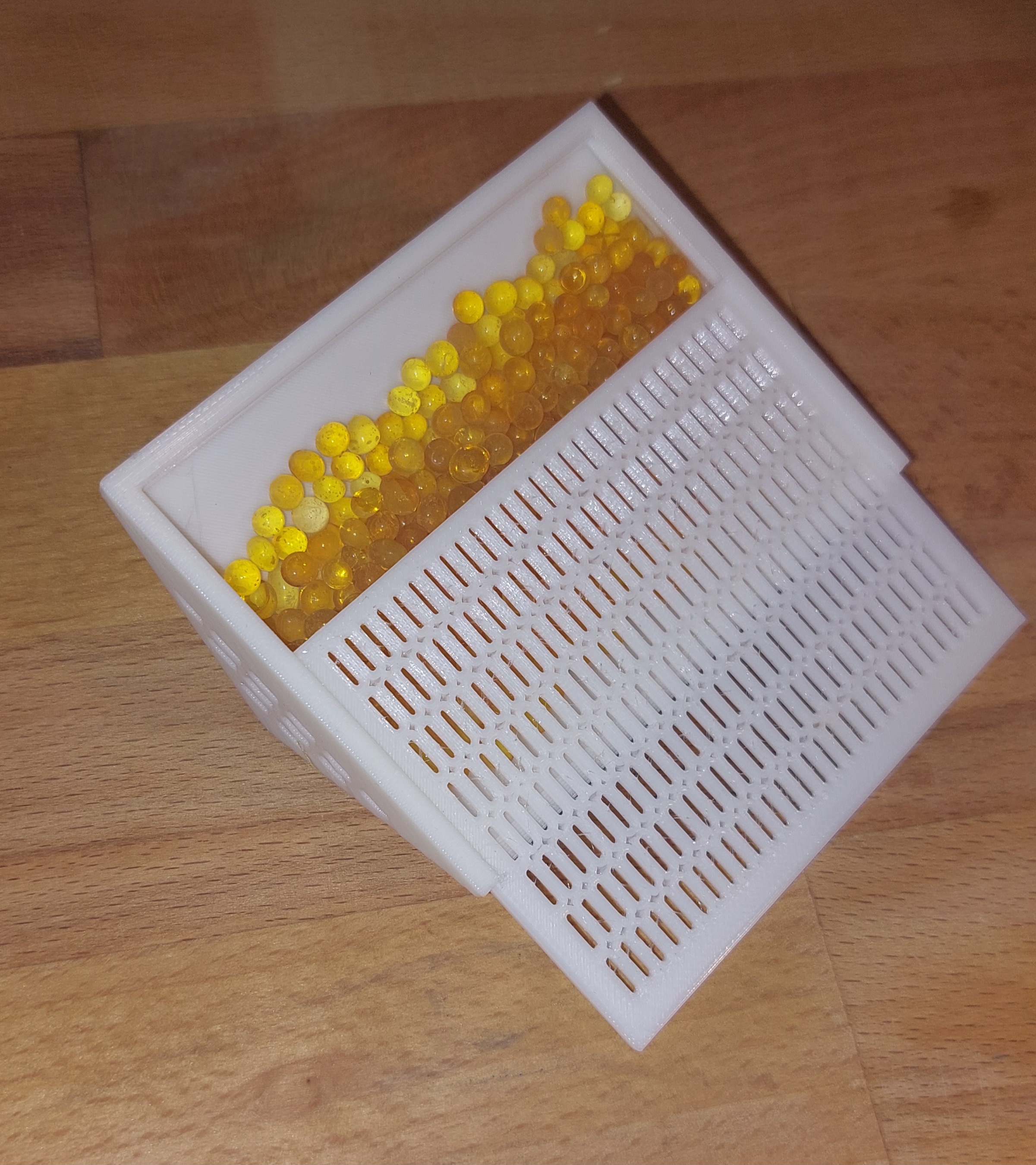 Silica Gel Container by Andreas | Download free STL model | Printables.com