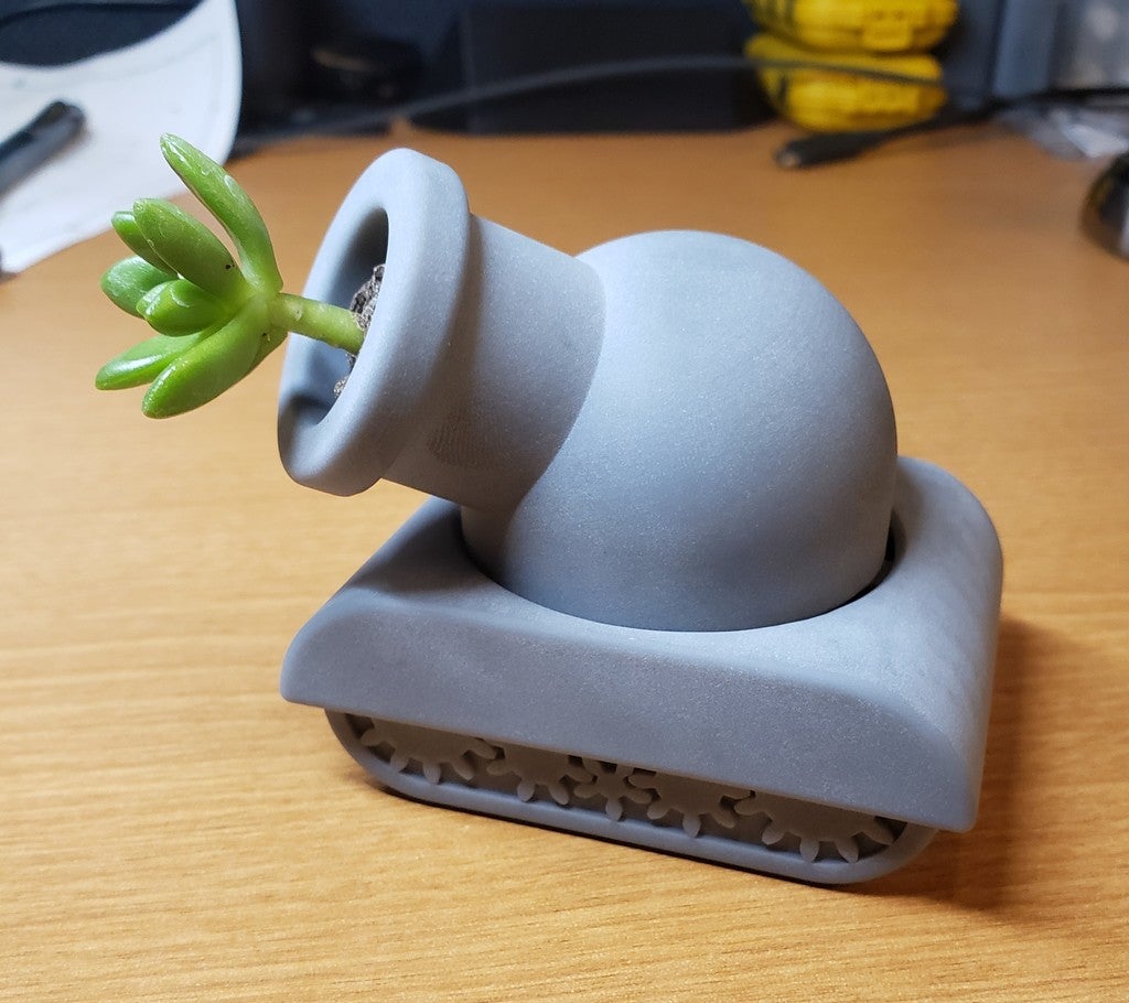 TankPot: Violently cute succulent plant pot FDM (low poly) by Kazi Toad ...