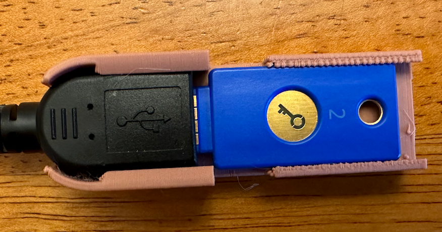 Yubikey USB-A Mount for use with USB Extension cable by Vicpylon ...