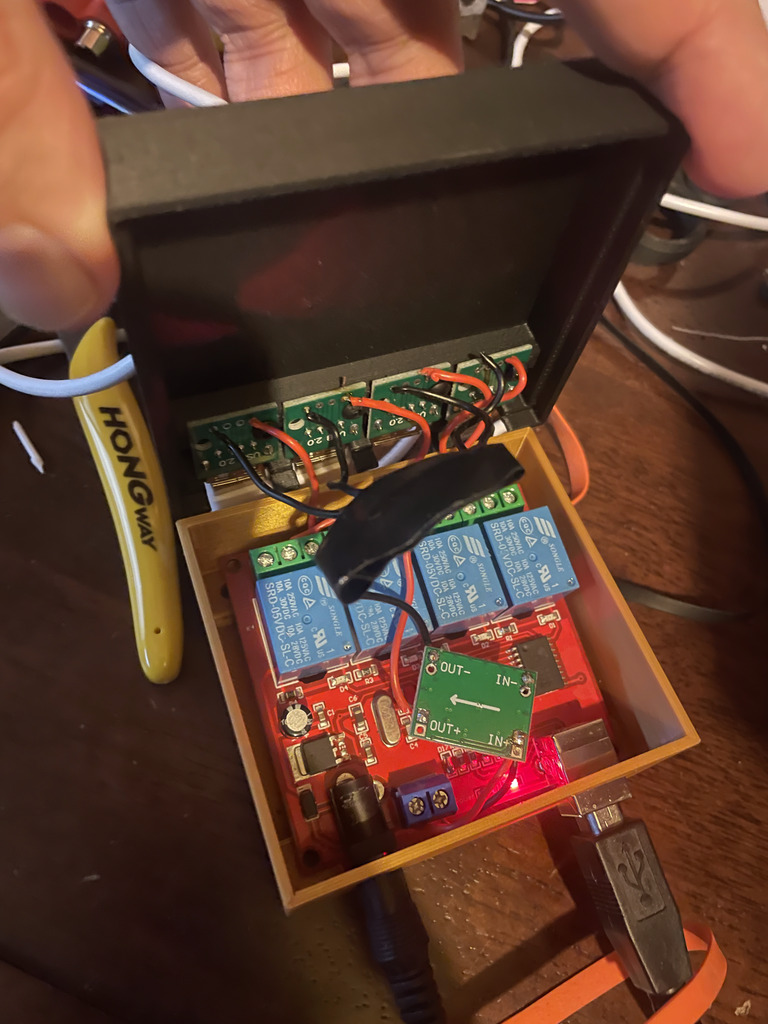 Case for 4-channel USB relay and USB power connections by Nem ...
