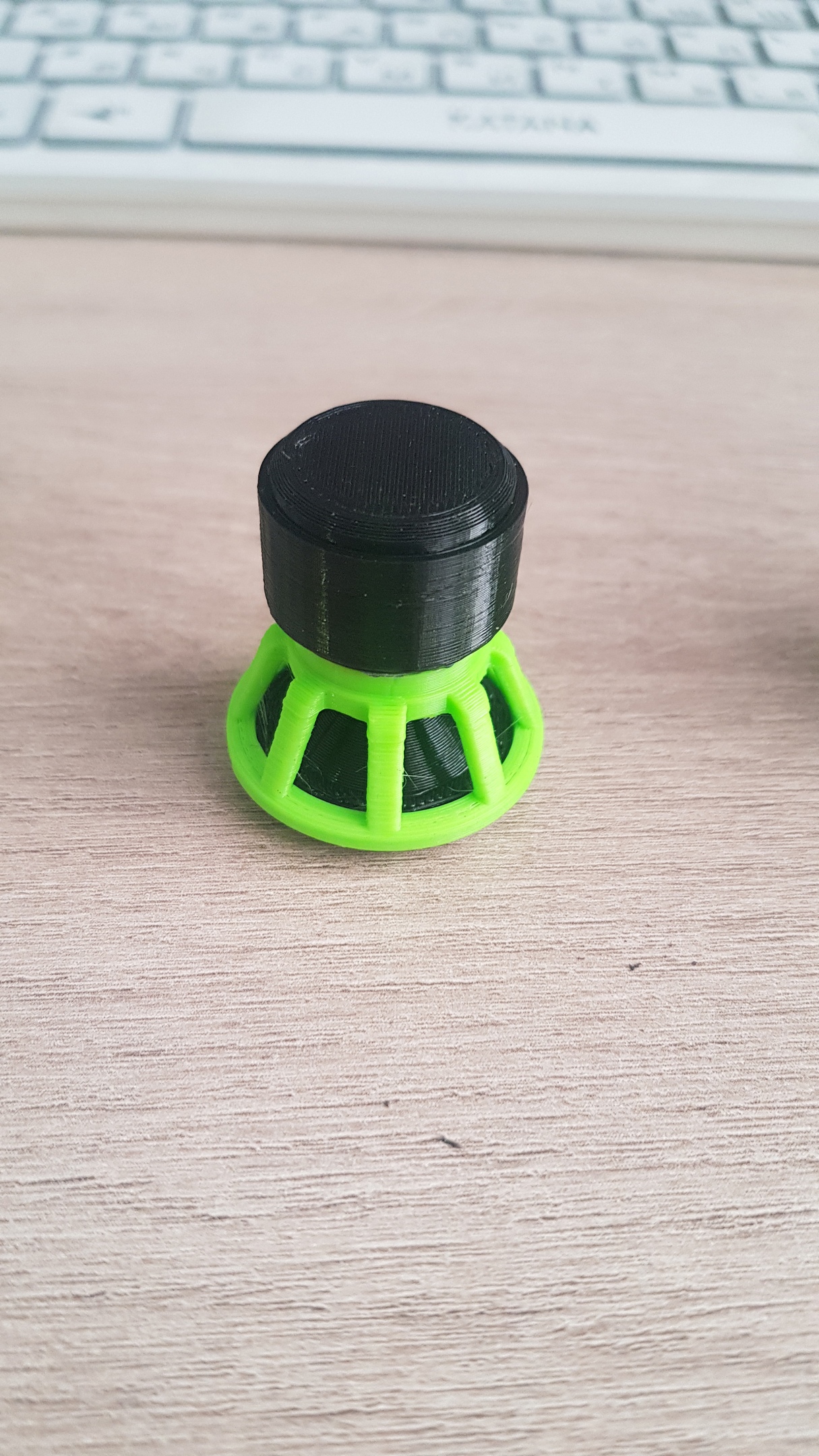 subwoofer keychain por NykolaTechNo | Descargar modelo STL gratuito ...