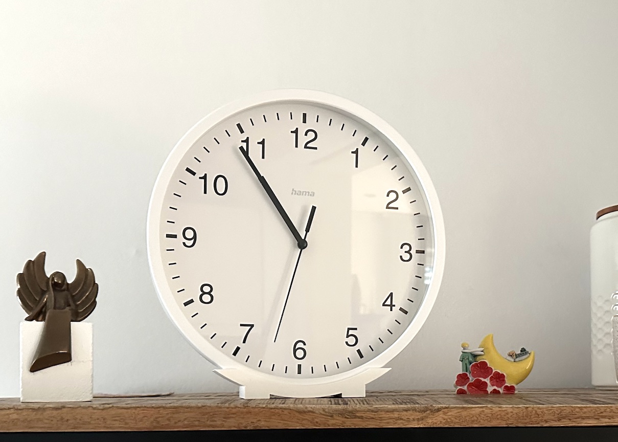 Wall Clock Stand, customizable by Printer4496 | Download free STL model ...