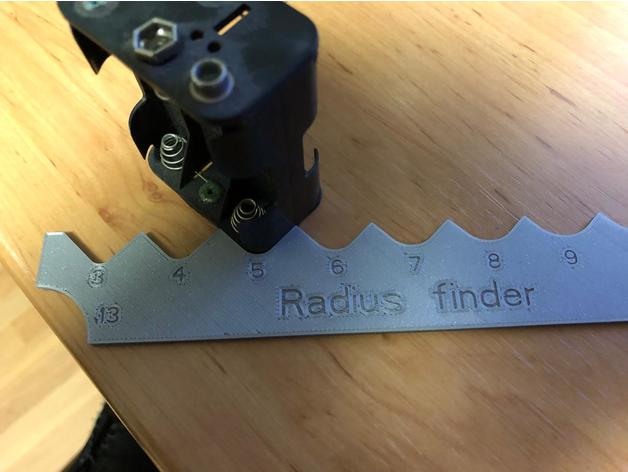 Radius finder Metric by Wilfred | Download free STL model | Printables.com