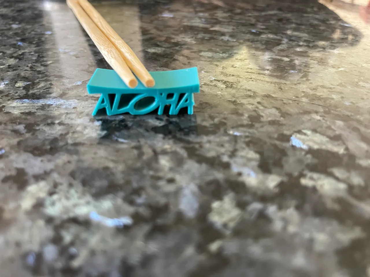 Aloha chopstick holder by Boostnboogie | Download free STL model ...