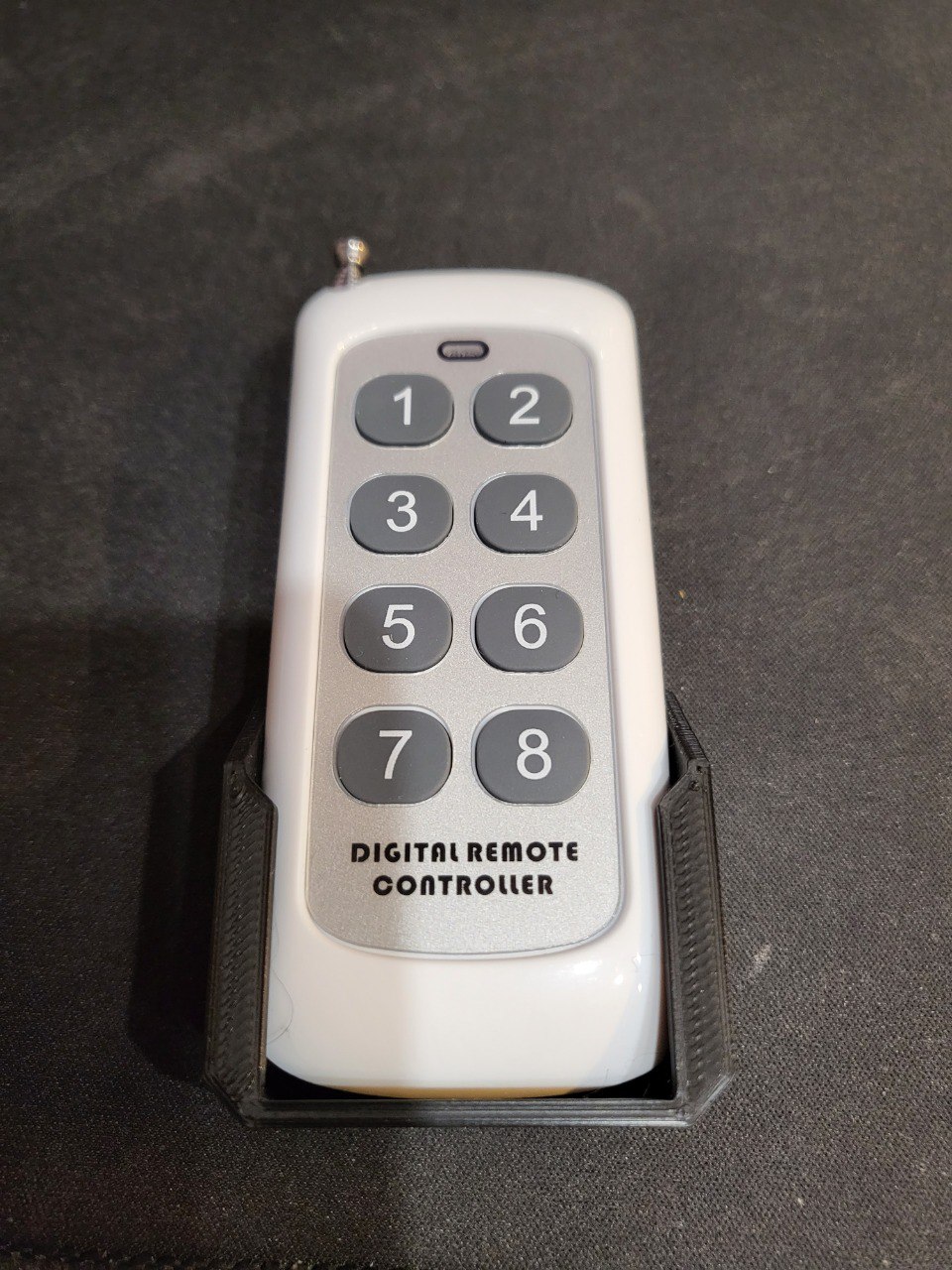 Remote holder for generic chinese RF remote von Fercik | Kostenloses ...