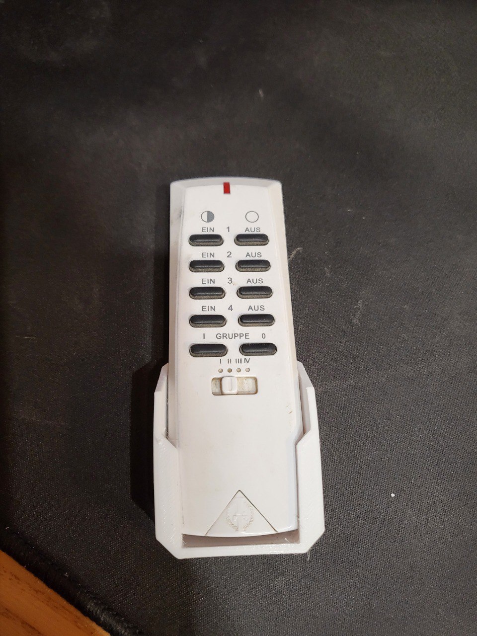 Remote holder for german multichannel RF remote by Fercik | Download ...