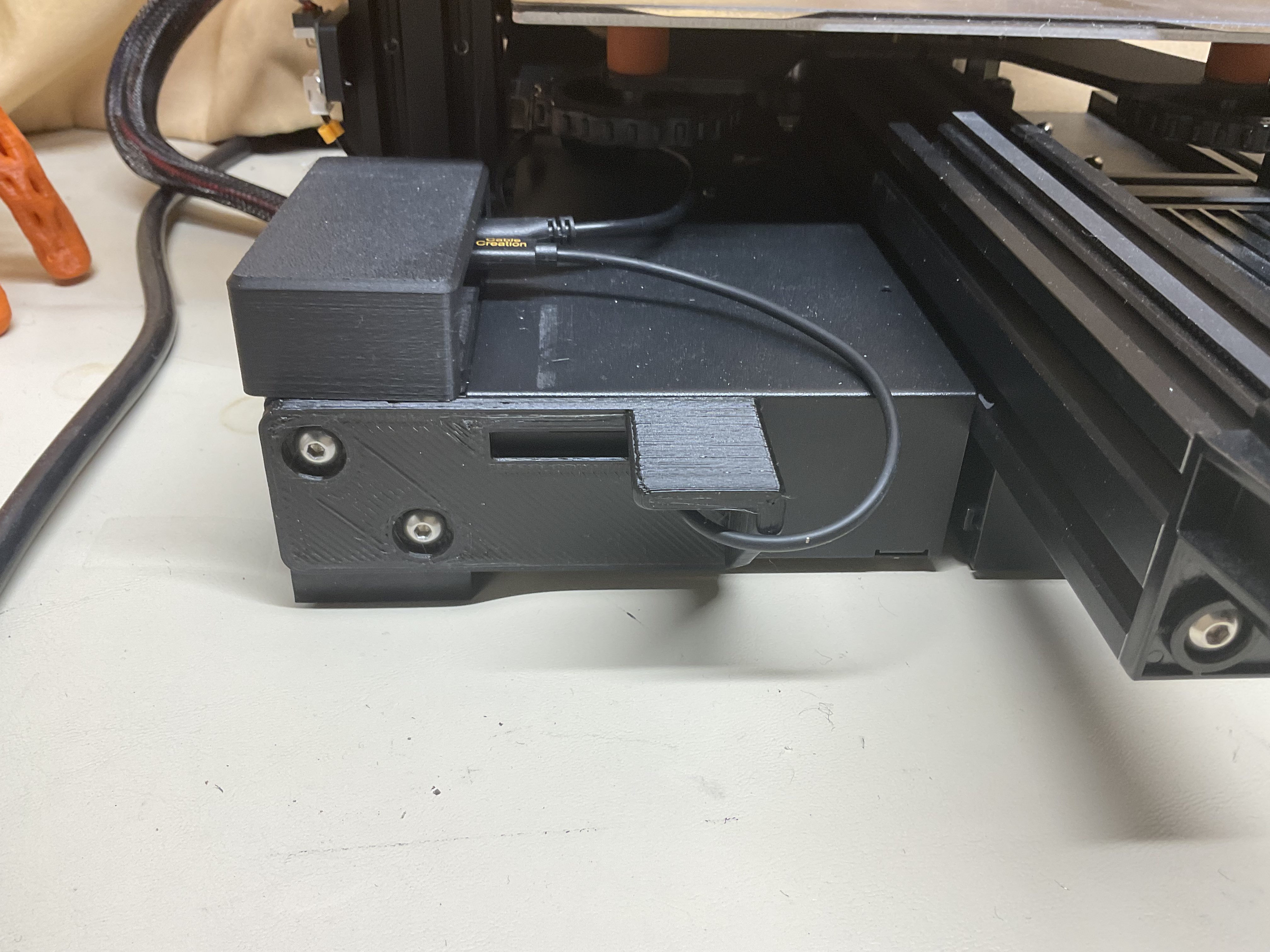 Ender 3 v2 Cable & Flash Protector by TechnoVardo | Download free STL ...