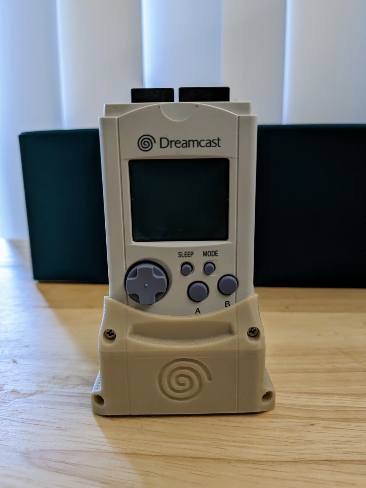 Dreamcast VMU AAA Battery Pack Remix by TBone | Download free STL model ...