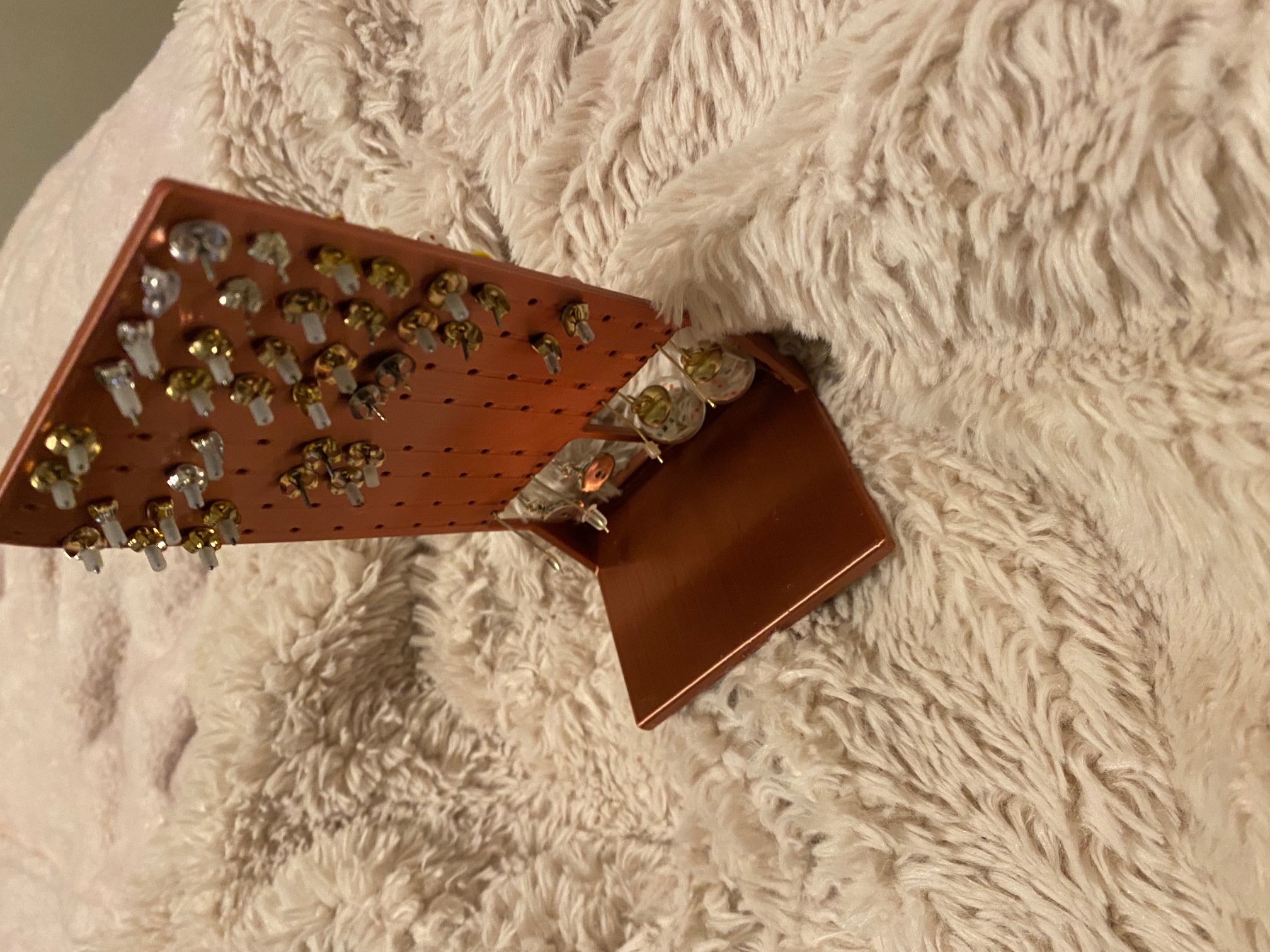 Earrings Stand (version 1) by gnucci3 | Download free STL model ...
