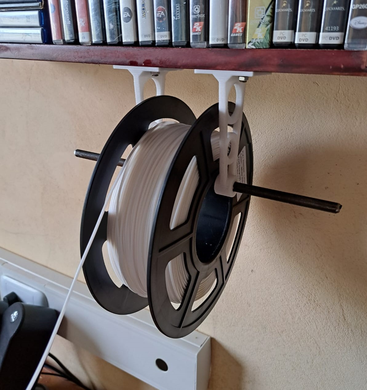 My take on a Filament Hanger by Pierre | Download free STL model ...