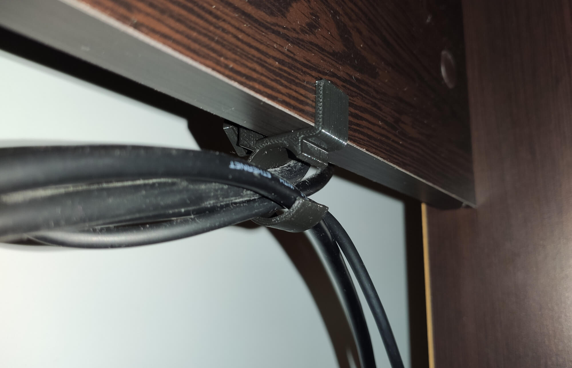 Desk cable management clips by mladendeni | Download free STL model ...