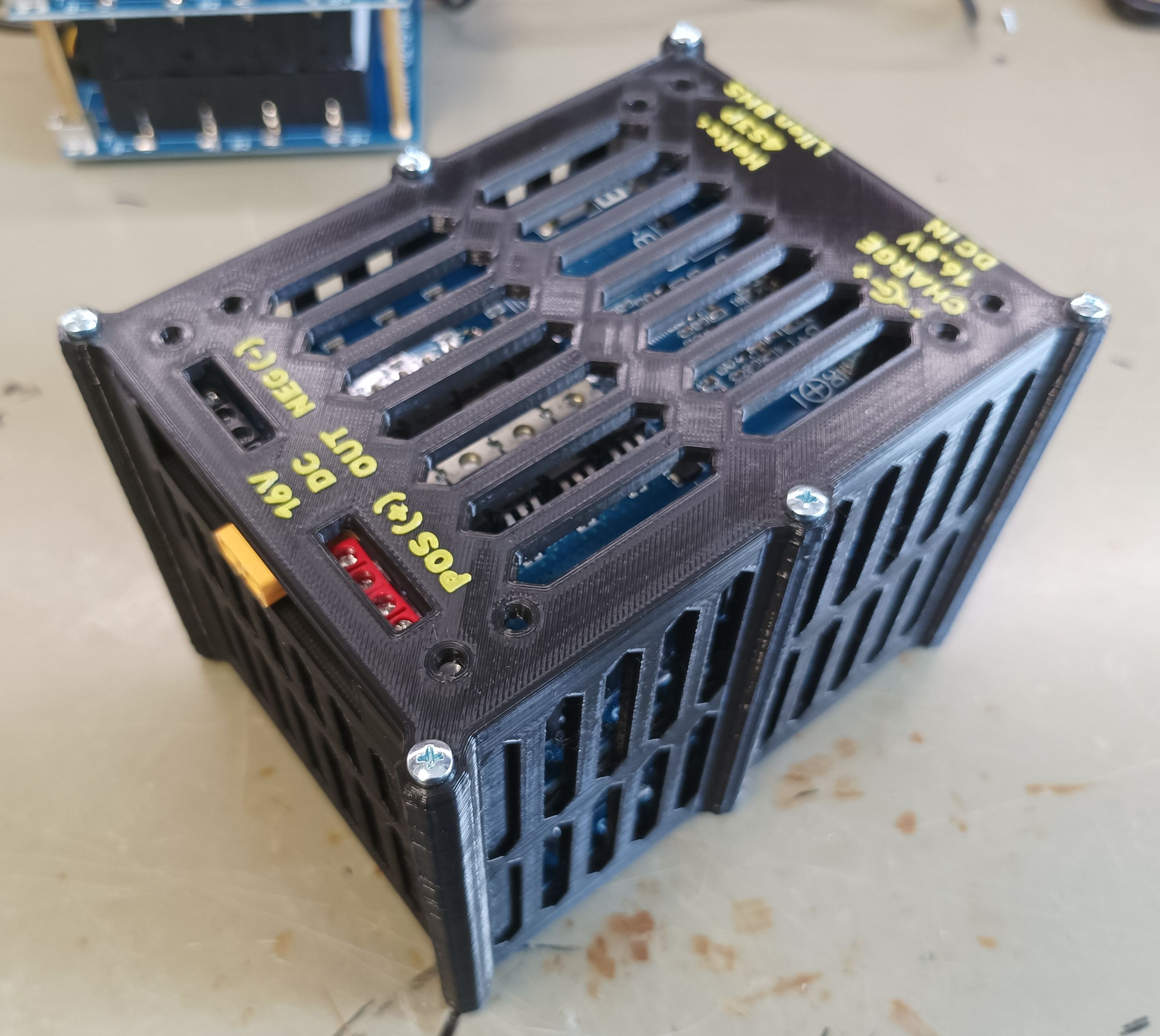 Enclosure for 4S3P 18650 BMS stack by ikletti | Download free STL model ...