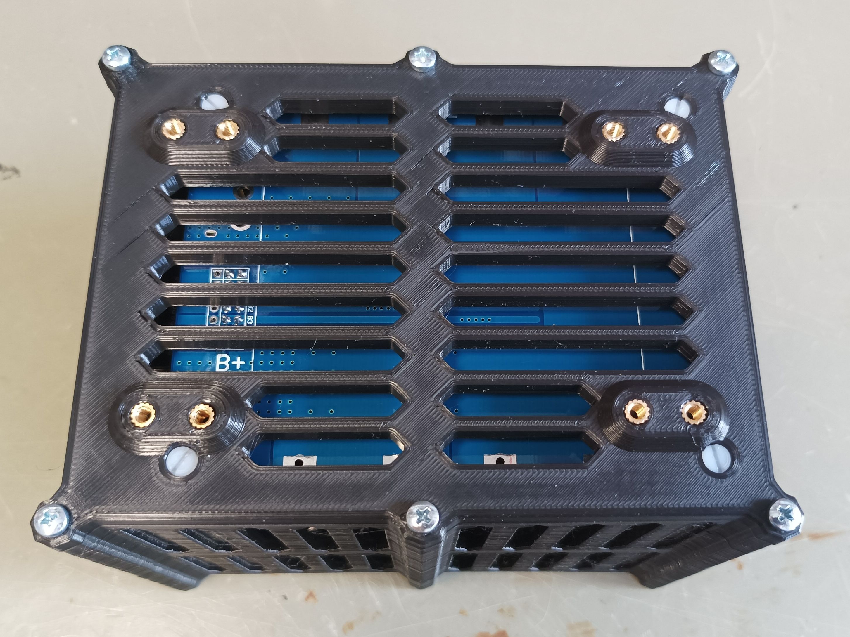 Enclosure for 4S3P 18650 BMS stack by ikletti | Download free STL model ...
